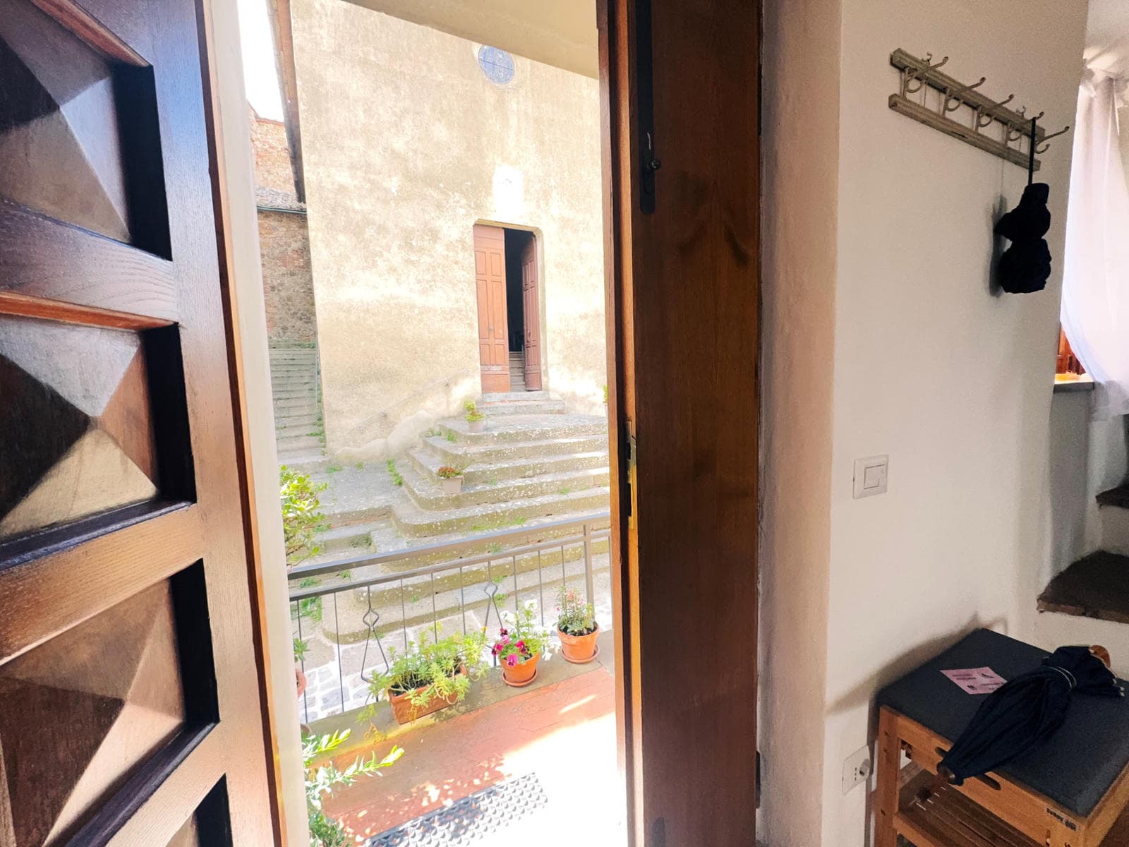 Casa Nonna Rina: A village apartment in Chiusdino